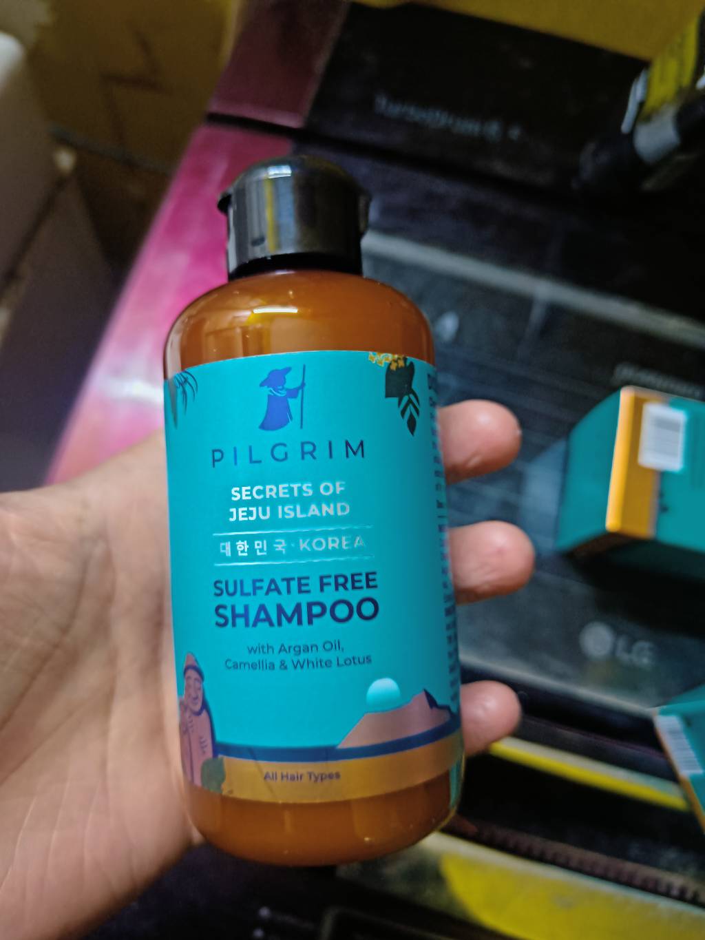 Pilgrim Argan Oil Sulphate Free Shampoo For Dry Frizzy Hair, Men and ...