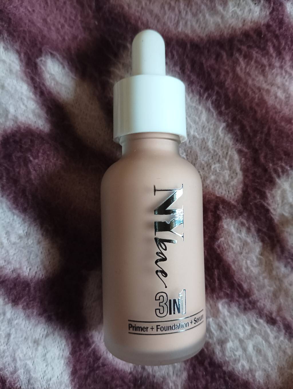 NY Bae 3 in 1 Primer + Foundation + Serum - Cool Cashew 04 (30 ml)