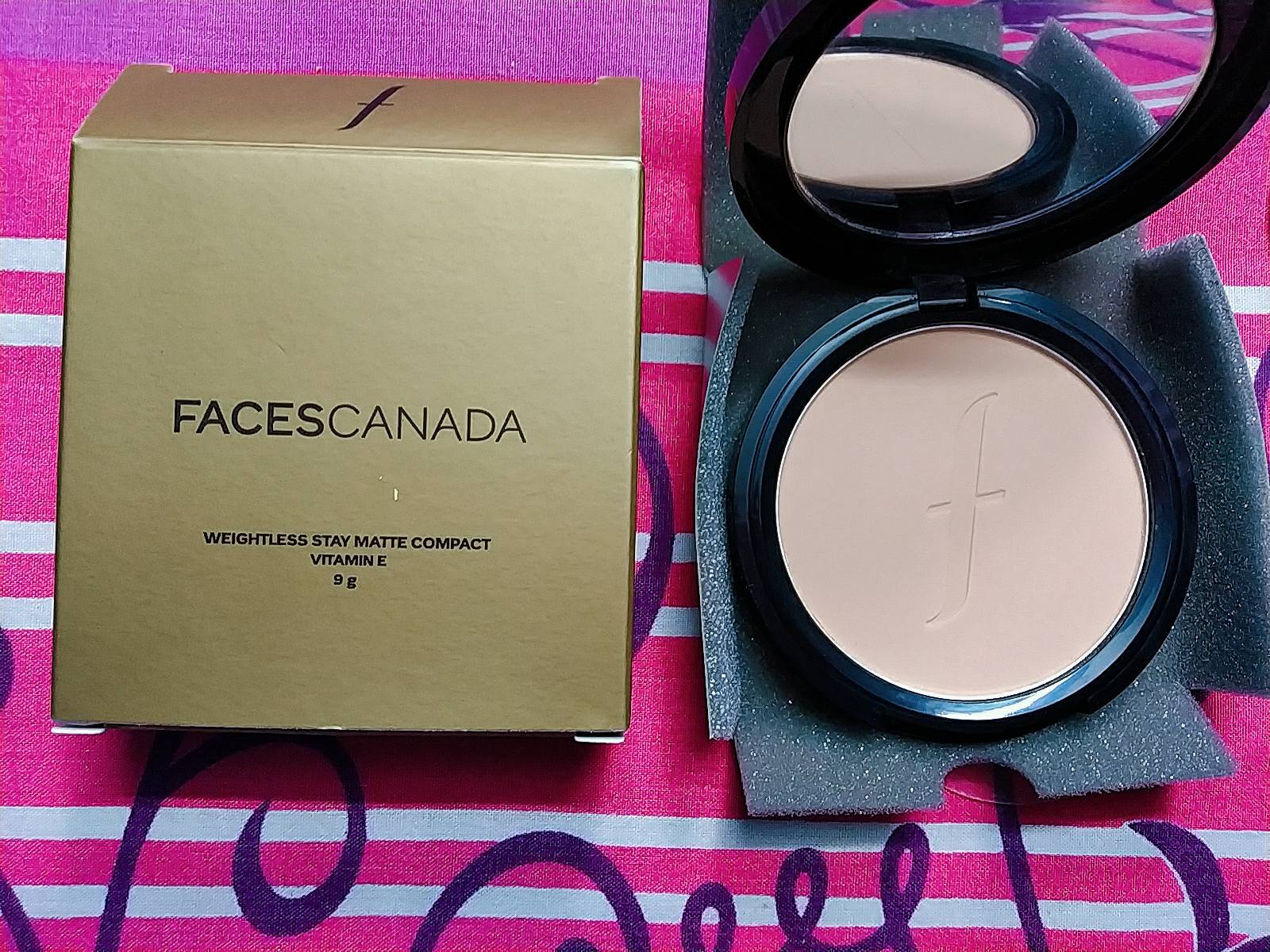 Faces Canada Weightless Stay Matte Compact Ivory 01 9g