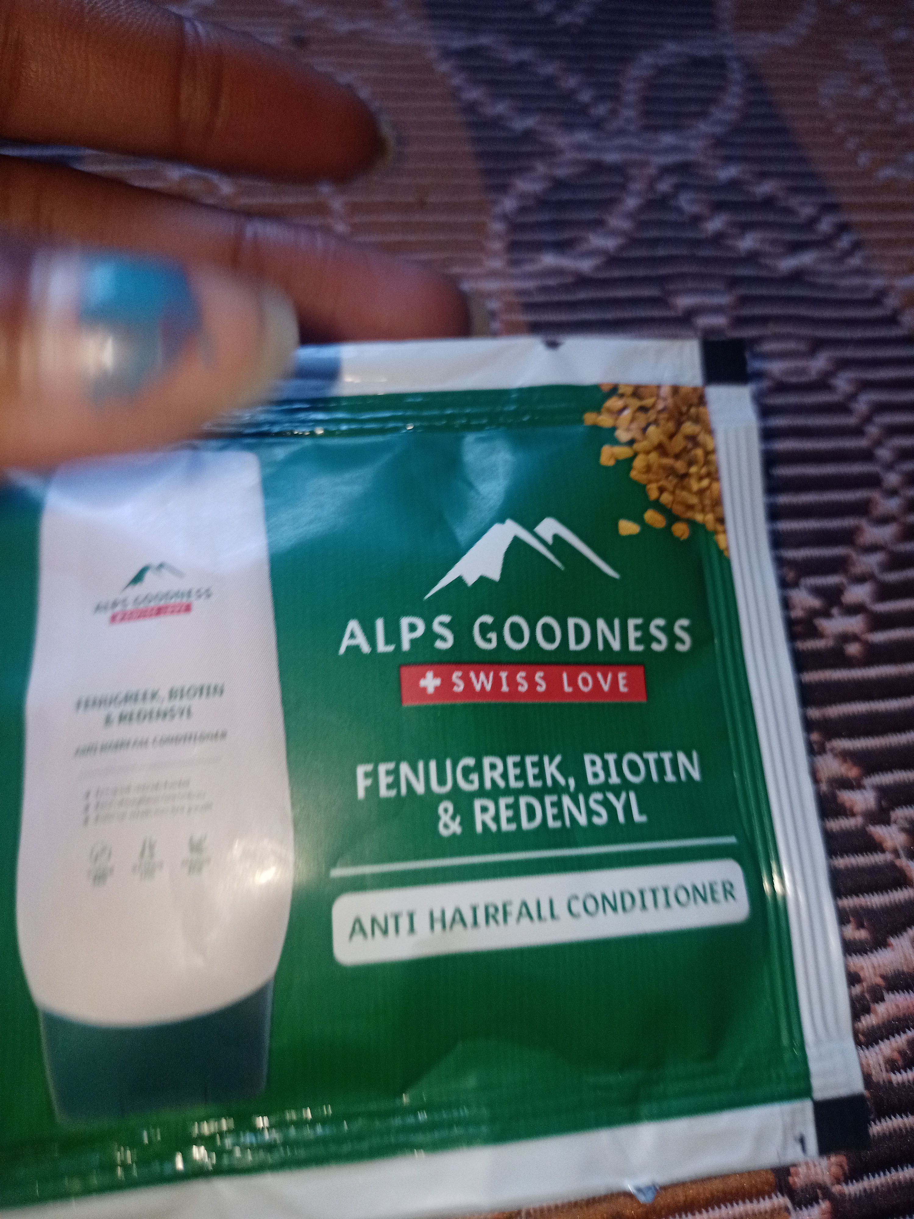 Alps Goodness Artwork for Fenugreek, Biotin & Redensyl Conditioner Sampler