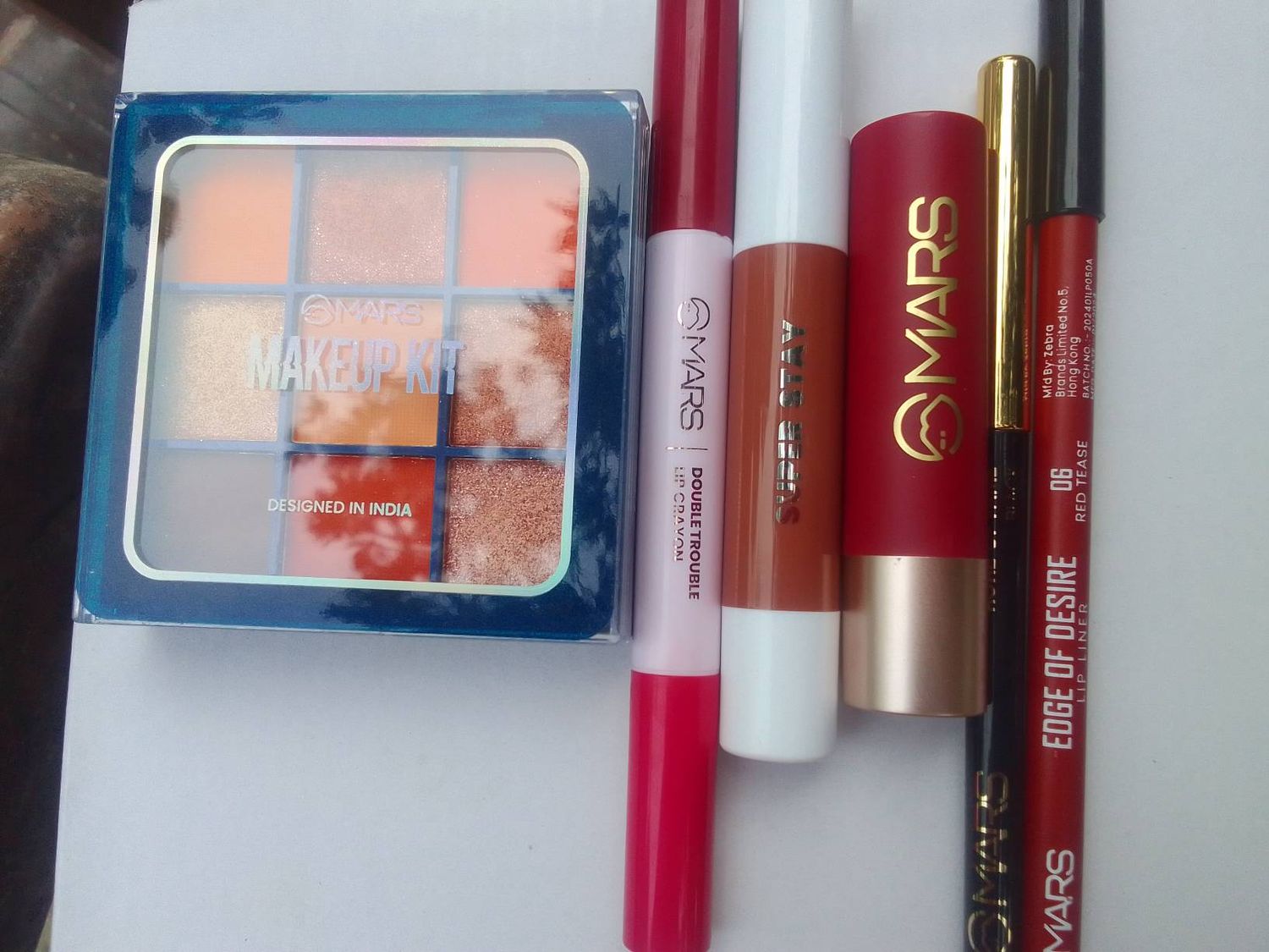 MARS Slay Station 4-in-1 Beauty Wizard Makeup Kit - Lipsticks, Kajal ...